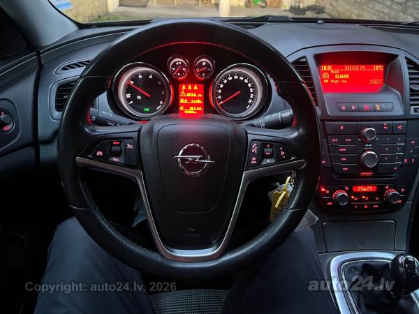 Опель Инсигния 2011 в Пярну на AUTOMOTO.COM.LV Черный Опель Инсигния 2011 в Пярну, объемом двигателя 2.00 л и пробегом 183 тыс. км за 4999 €, фото 8 на AUTOMOTO.COM.LV