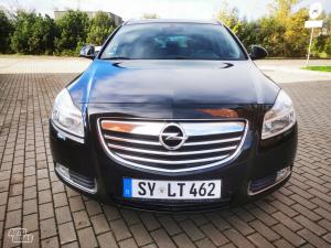 Black Opel Insignia 2011 in Klaipeda, with an engine capacity of 2.00 L and mileage of 209 thousand km for 3390 €, photo 3 on AUTOMOTO.COM.LV