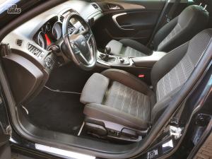 Black Opel Insignia 2011 in Klaipeda, with an engine capacity of 2.00 L and mileage of 209 thousand km for 3390 €, photo 17 on AUTOMOTO.COM.LV
