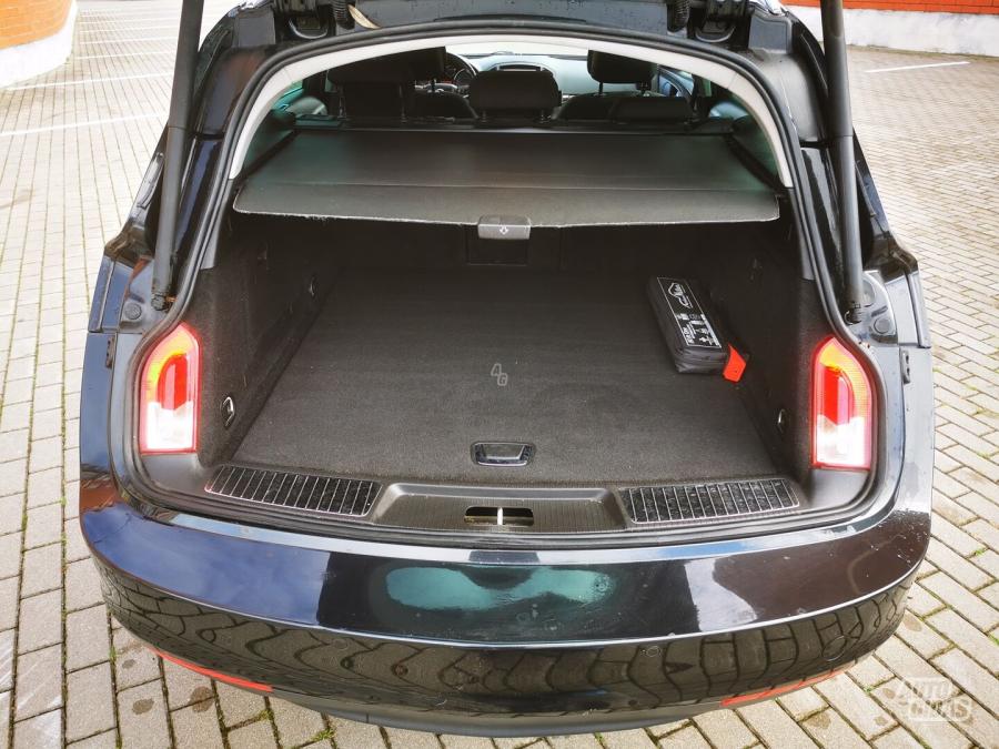 Black Opel Insignia 2011 in Klaipeda, with an engine capacity of 2.00 L and mileage of 209 thousand km for 3390 €, photo 29 on AUTOMOTO.COM.LV