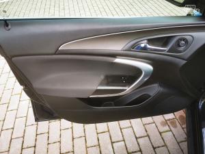 Black Opel Insignia 2011 in Klaipeda, with an engine capacity of 2.00 L and mileage of 209 thousand km for 3390 €, photo 31 on AUTOMOTO.COM.LV