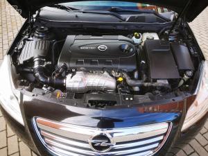 Black Opel Insignia 2011 in Klaipeda, with an engine capacity of 2.00 L and mileage of 209 thousand km for 3390 €, photo 36 on AUTOMOTO.COM.LV