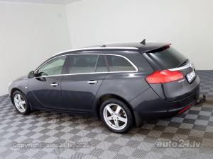 Black Opel Insignia 2012 in Tallinn, with an engine capacity of 2.00 L and mileage of 303 thousand km for 1999 €, photo 4 on AUTOMOTO.COM.LV