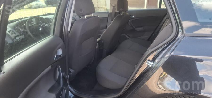 Melns Opel Insignia 2012 Rēzekne, ar dzinēja tilpumu 2.00 L un nobraukumu 0 tūkst. km par 3350 €, foto 7 vietnē AUTOMOTO.COM.LV