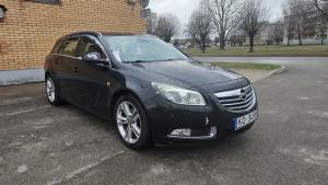 Black Opel Insignia 2012 in Riga, with an engine capacity of 2.00 L and mileage of 281 thousand km for 3950 €, photo 17 on AUTOMOTO.COM.LV