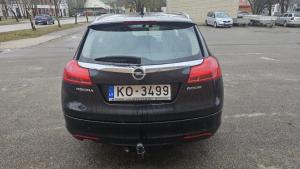 Black Opel Insignia 2012 in Riga, with an engine capacity of 2.00 L and mileage of 281 thousand km for 3950 €, photo 20 on AUTOMOTO.COM.LV