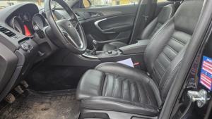 Black Opel Insignia 2012 in Riga, with an engine capacity of 2.00 L and mileage of 281 thousand km for 3950 €, photo 23 on AUTOMOTO.COM.LV