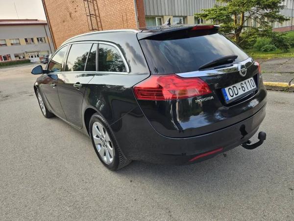 Melns Opel Insignia 2012 Jēkabpils, ar dzinēja tilpumu 2.00 L un nobraukumu 254 tūkst. km par 3800 €, foto 9 vietnē AUTOMOTO.COM.LV