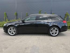 Black Opel Insignia 2012 in Vilnius, with an engine capacity of 1.96 L and mileage of 200 thousand km for 4444 €, photo 5 on AUTOMOTO.COM.LV