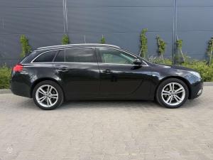 Black Opel Insignia 2012 in Vilnius, with an engine capacity of 1.96 L and mileage of 200 thousand km for 4444 €, photo 10 on AUTOMOTO.COM.LV