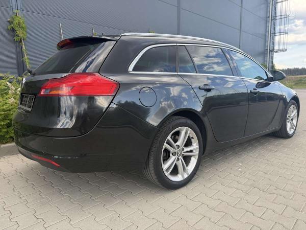 Melns Opel Insignia 2012 Viļņa, ar dzinēja tilpumu 1.96 L un nobraukumu 200 tūkst. km par 4444 €, foto 10 vietnē AUTOMOTO.COM.LV
