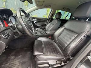 Black Opel Insignia 2012 in Vilnius, with an engine capacity of 1.96 L and mileage of 200 thousand km for 4444 €, photo 16 on AUTOMOTO.COM.LV