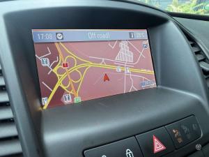 Black Opel Insignia 2012 in Vilnius, with an engine capacity of 1.96 L and mileage of 200 thousand km for 4444 €, photo 21 on AUTOMOTO.COM.LV