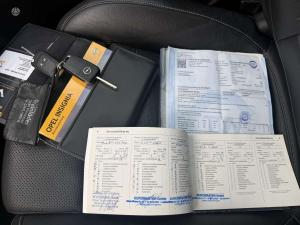 Black Opel Insignia 2012 in Vilnius, with an engine capacity of 1.96 L and mileage of 200 thousand km for 4444 €, photo 23 on AUTOMOTO.COM.LV