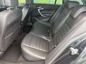 Black Opel Insignia 2012 in Vilnius, with an engine capacity of 1.96 L and mileage of 200 thousand km for 4444 €, photo 32 on AUTOMOTO.COM.LV