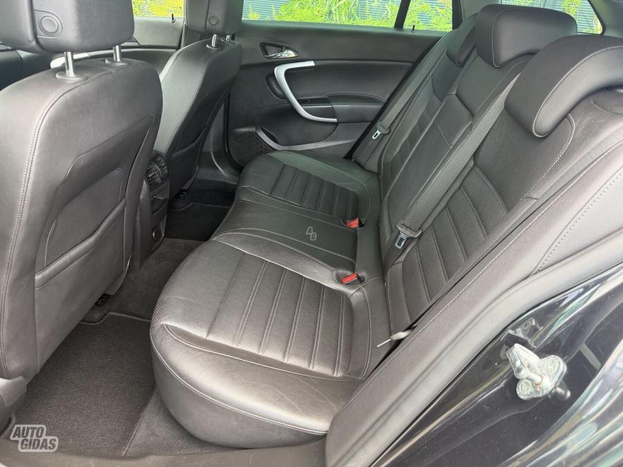 Melns Opel Insignia 2012 Viļņa, ar dzinēja tilpumu 2.00 L un nobraukumu 200 tūkst. km par 4444 €, foto 33 vietnē AUTOMOTO.COM.LV