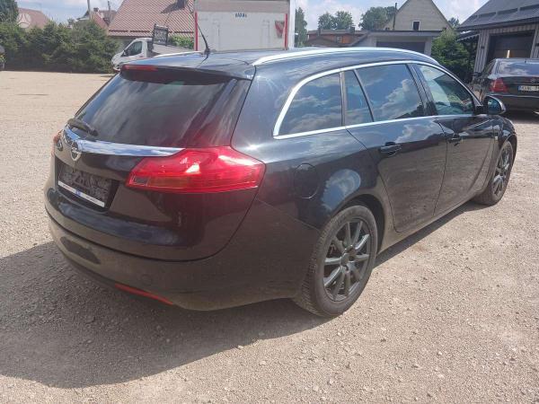 Melns Opel Insignia 2012 Kelmė, ar dzinēja tilpumu 1.96 L un nobraukumu 266 tūkst. km par 3000 €, foto 4 vietnē AUTOMOTO.COM.LV