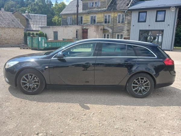 Melns Opel Insignia 2012 Kelmė, ar dzinēja tilpumu 1.96 L un nobraukumu 266 tūkst. km par 3000 €, foto 8 vietnē AUTOMOTO.COM.LV