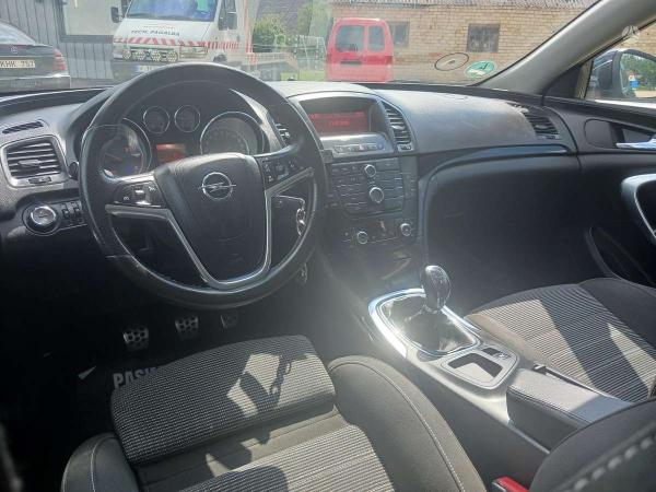 Melns Opel Insignia 2012 Kelmė, ar dzinēja tilpumu 1.96 L un nobraukumu 266 tūkst. km par 3000 €, foto 9 vietnē AUTOMOTO.COM.LV