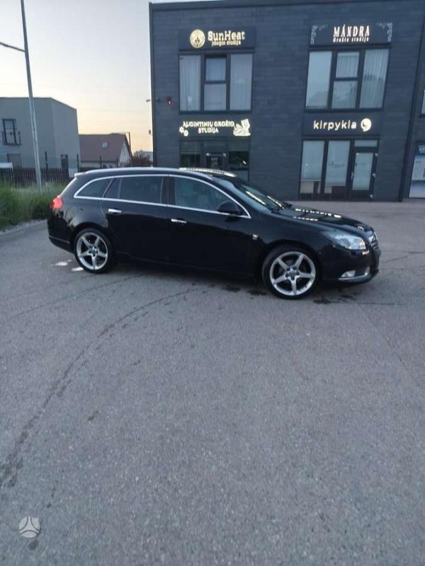 Melns Opel Insignia 2012 Kauņa, ar dzinēja tilpumu 1.96 L un nobraukumu 301 tūkst. km par 2899 €, foto 1 vietnē AUTOMOTO.COM.LV