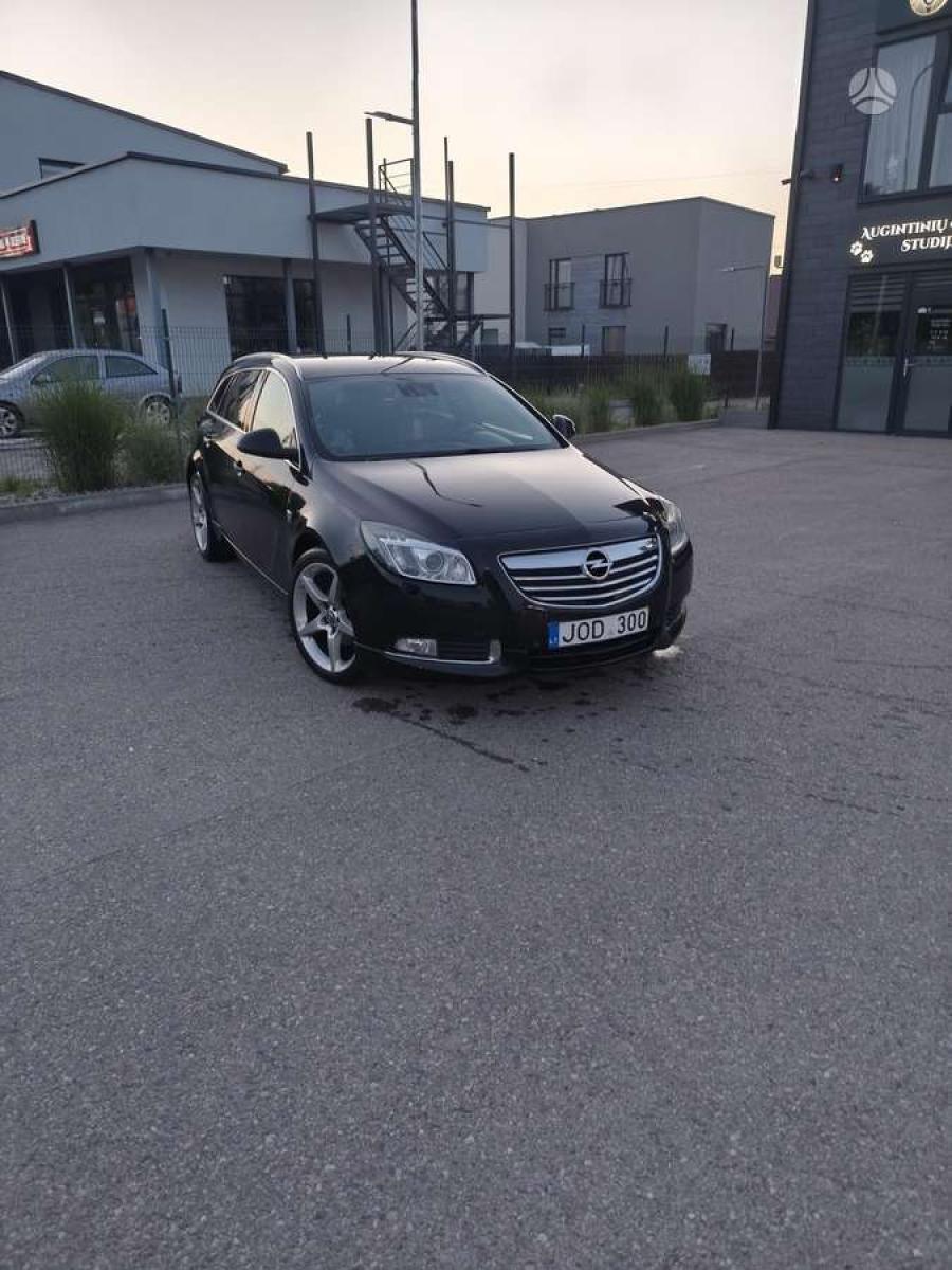 Melns Opel Insignia 2012 Kauņa, ar dzinēja tilpumu 1.96 L un nobraukumu 301 tūkst. km par 2899 €, foto 5 vietnē AUTOMOTO.COM.LV