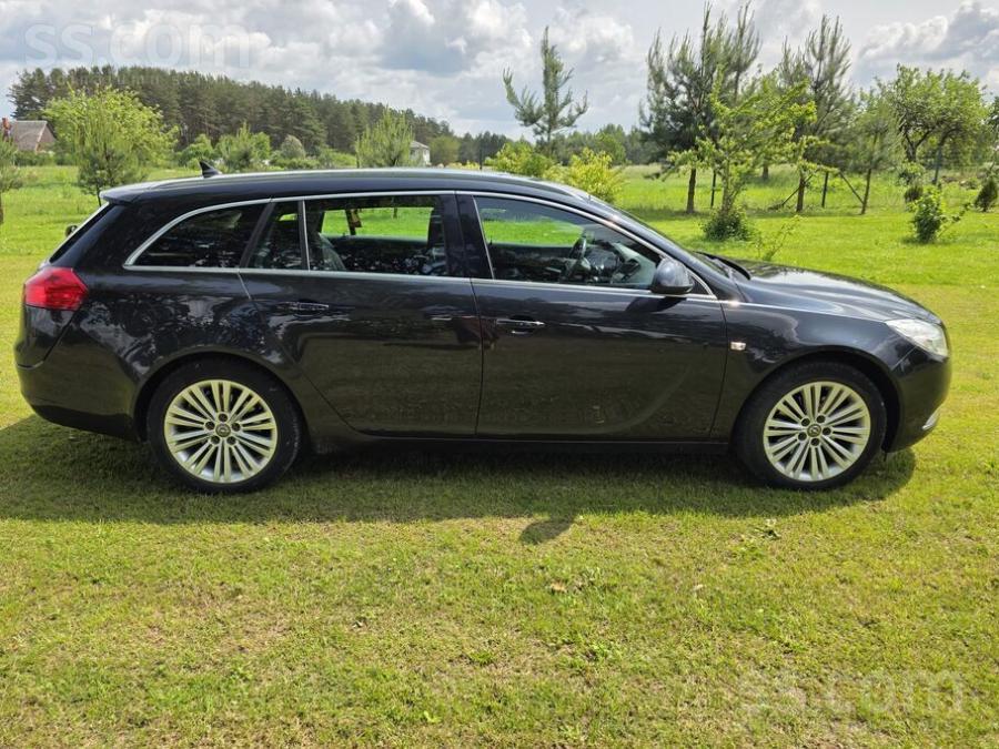 Melns Opel Insignia 2012 Jēkabpils, ar dzinēja tilpumu 2.00 L un nobraukumu 287 tūkst. km par 4250 €, foto 3 vietnē AUTOMOTO.COM.LV