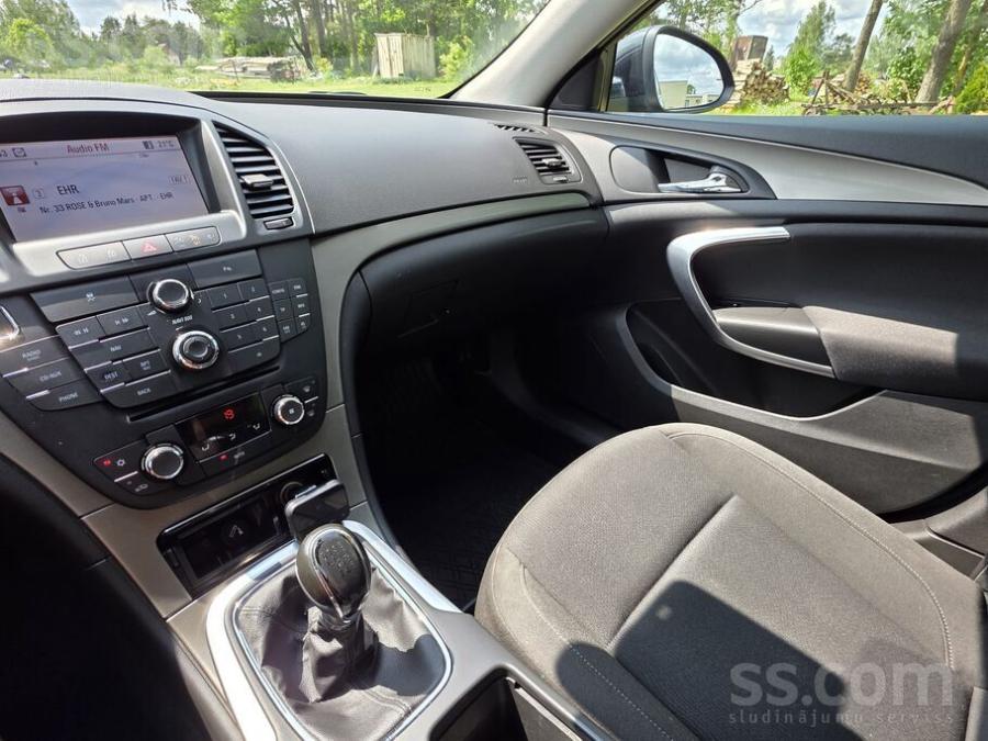 Melns Opel Insignia 2012 Jēkabpils, ar dzinēja tilpumu 2.00 L un nobraukumu 287 tūkst. km par 4250 €, foto 12 vietnē AUTOMOTO.COM.LV