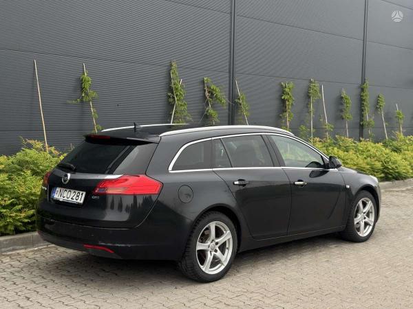 Melns Opel Insignia 2012 Viļņa, ar dzinēja tilpumu 1.96 L un nobraukumu 283 tūkst. km par 4700 €, foto 4 vietnē AUTOMOTO.COM.LV
