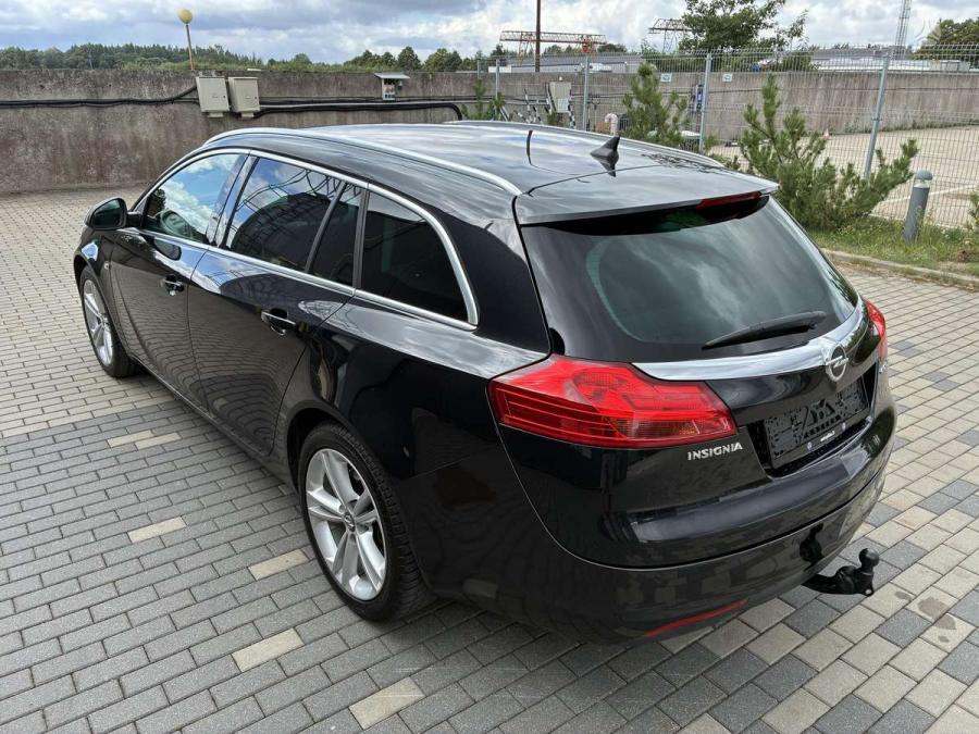 Melns Opel Insignia 2012 Šauļi, ar dzinēja tilpumu 1.96 L un nobraukumu 298 tūkst. km par 3750 €, foto 4 vietnē AUTOMOTO.COM.LV