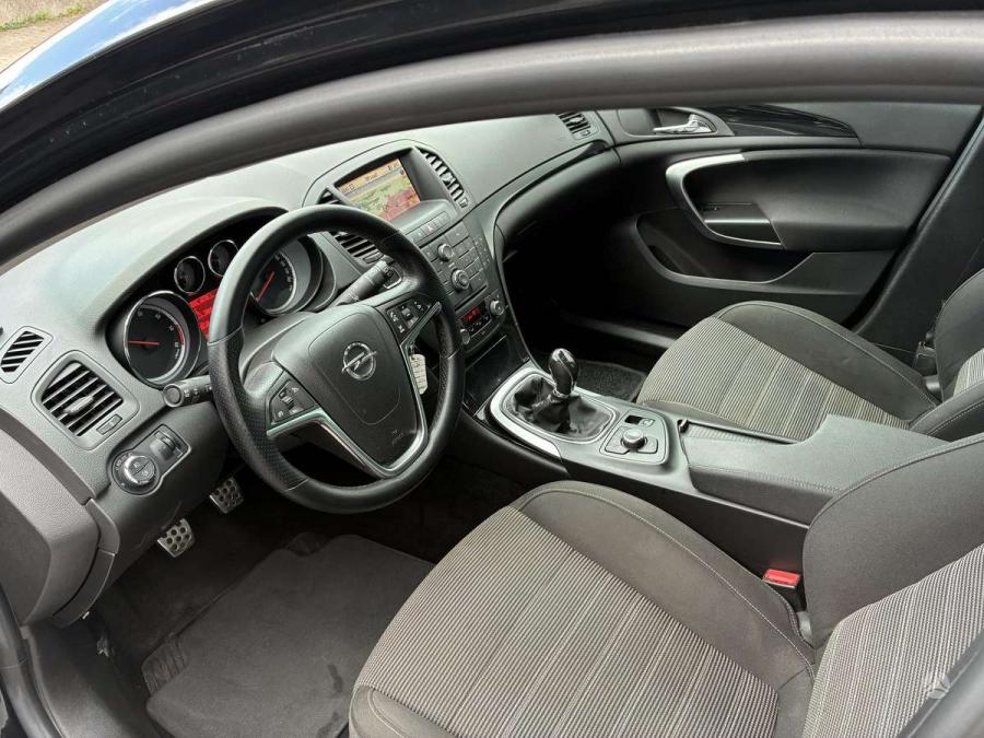 Melns Opel Insignia 2012 Šauļi, ar dzinēja tilpumu 1.96 L un nobraukumu 298 tūkst. km par 3750 €, foto 10 vietnē AUTOMOTO.COM.LV