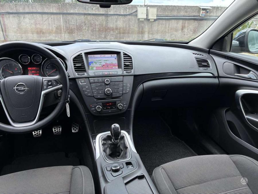 Melns Opel Insignia 2012 Šauļi, ar dzinēja tilpumu 1.96 L un nobraukumu 298 tūkst. km par 3750 €, foto 13 vietnē AUTOMOTO.COM.LV