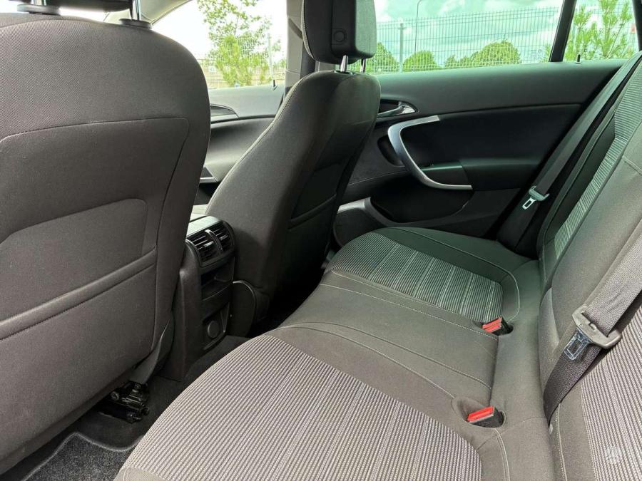 Melns Opel Insignia 2012 Šauļi, ar dzinēja tilpumu 1.96 L un nobraukumu 298 tūkst. km par 3750 €, foto 23 vietnē AUTOMOTO.COM.LV