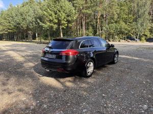 Black Opel Insignia 2012 in Jonava, with an engine capacity of 1.36 L and mileage of 217 thousand km for 2650 €, photo 6 on AUTOMOTO.COM.LV