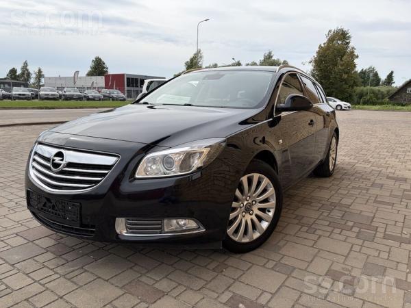 Opel Insignia 2012 Jelgava vietnē Melns Opel Insignia 2012 Jelgava, ar dzinēja tilpumu 2.00 L un nobraukumu 264 tūkst. km par 4950 €, foto 1 vietnē AUTOMOTO.COM.LV
