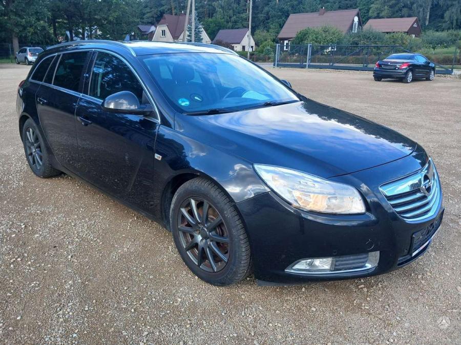 Melns Opel Insignia 2012 Kelmė, ar dzinēja tilpumu 1.96 L un nobraukumu 266 tūkst. km par 2200 €, foto 4 vietnē AUTOMOTO.COM.LV