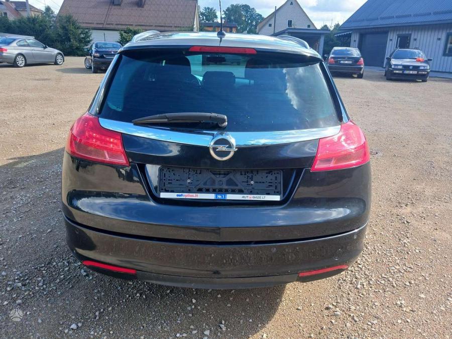 Melns Opel Insignia 2012 Kelmė, ar dzinēja tilpumu 1.96 L un nobraukumu 266 tūkst. km par 2200 €, foto 7 vietnē AUTOMOTO.COM.LV