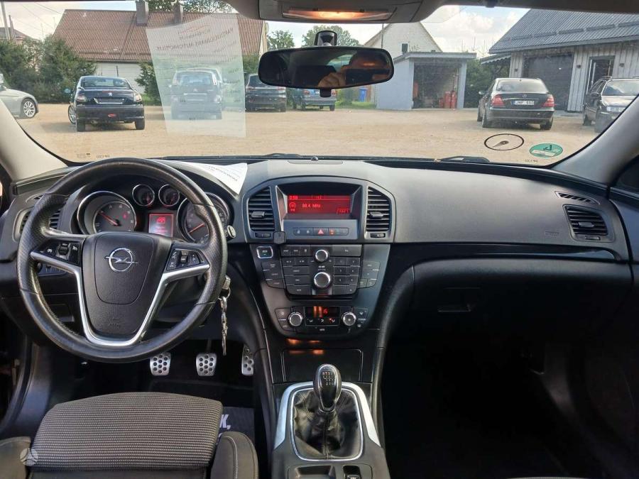 Melns Opel Insignia 2012 Kelmė, ar dzinēja tilpumu 1.96 L un nobraukumu 266 tūkst. km par 2200 €, foto 13 vietnē AUTOMOTO.COM.LV