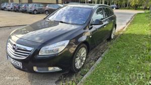 Melns Opel Insignia 2012 Rīga, ar dzinēja tilpumu 2.00 L un nobraukumu 303 tūkst. km par 2500 €, foto  vietnē AUTOMOTO.COM.LV