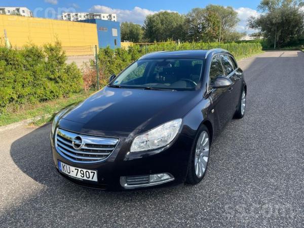 Melns Opel Insignia 2012 Rīga, ar dzinēja tilpumu 2.00 L un nobraukumu 320 tūkst. km par 2500 €, foto 1 vietnē AUTOMOTO.COM.LV
