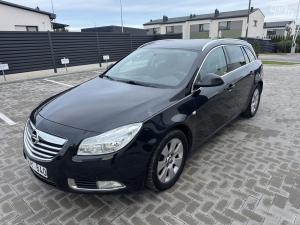 Melns Opel Insignia 2012 Kauņa, ar dzinēja tilpumu 2.00 L un nobraukumu 336 tūkst. km par 2650 €, foto  vietnē AUTOMOTO.COM.LV