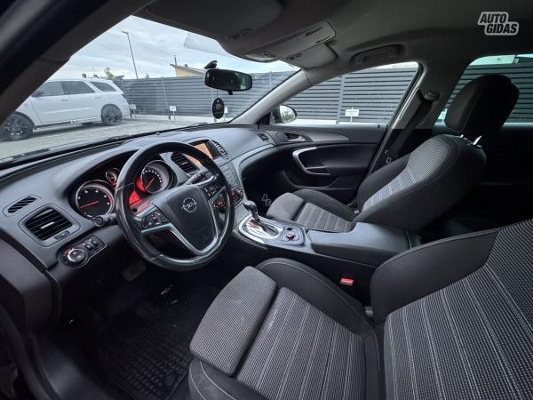 Black Opel Insignia 2012 in Kaunas, with an engine capacity of 2.00 L and mileage of 336 thousand km for 2650 €, photo 7 on AUTOMOTO.COM.LV