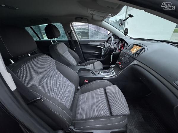 Black Opel Insignia 2012 in Kaunas, with an engine capacity of 2.00 L and mileage of 336 thousand km for 2650 €, photo 11 on AUTOMOTO.COM.LV
