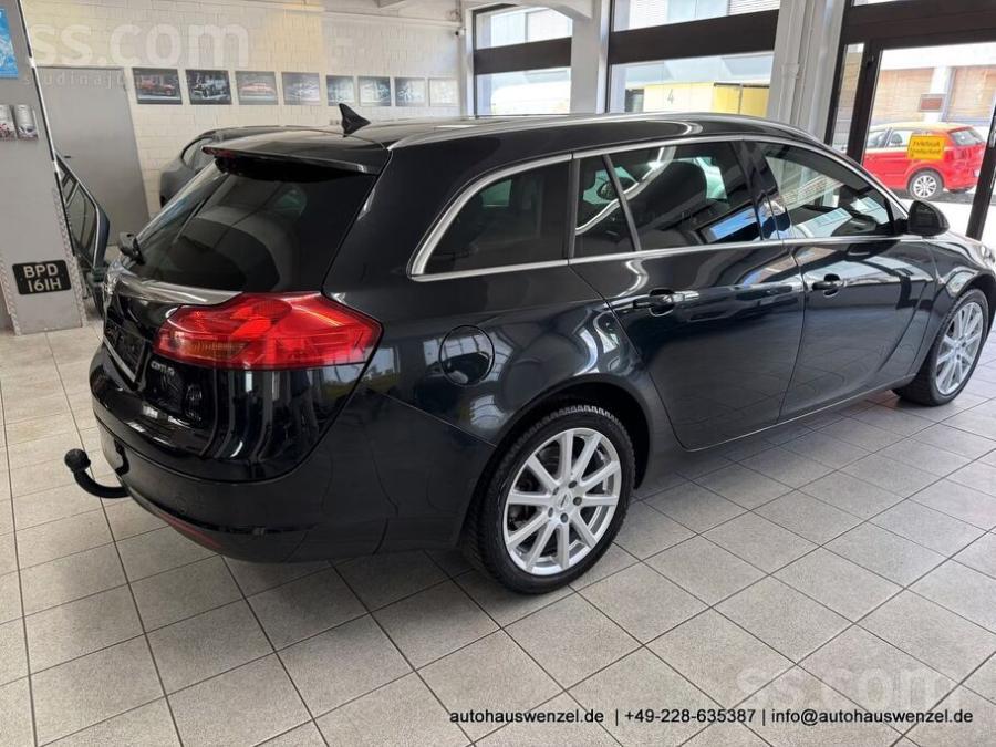 Melns Opel Insignia 2012 Ogre, ar dzinēja tilpumu 2.00 L un nobraukumu 197 tūkst. km par 5995 €, foto 5 vietnē AUTOMOTO.COM.LV