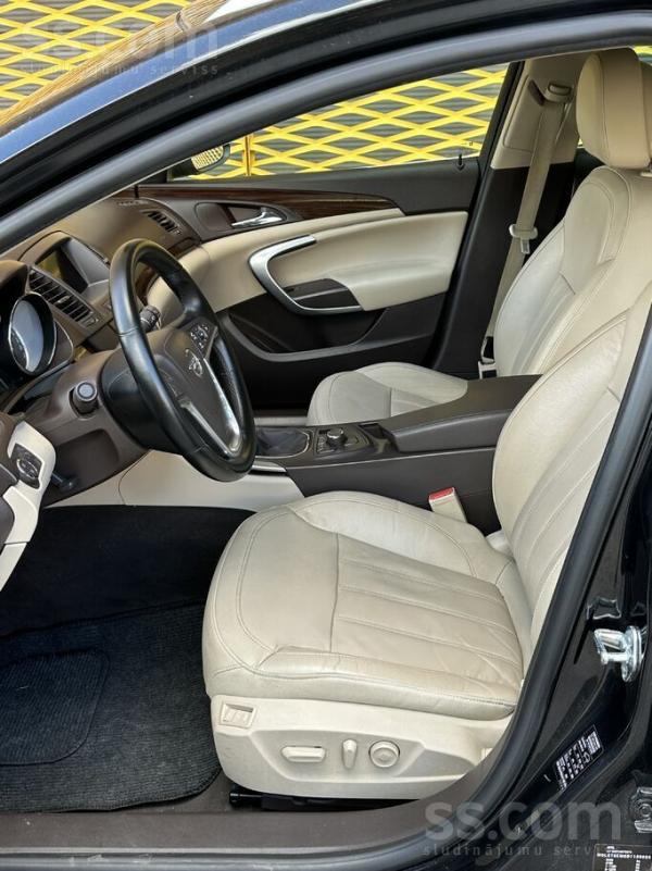 Opel Insignia 2012 Ogre vietnē Melns Opel Insignia 2012 Ogre, ar dzinēja tilpumu 2.00 L un nobraukumu 197 tūkst. km par 5995 €, foto 11 vietnē AUTOMOTO.COM.LV