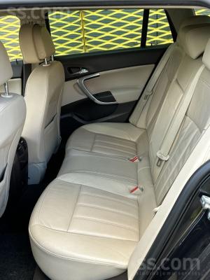 Melns Opel Insignia 2012 Ogre, ar dzinēja tilpumu 2.00 L un nobraukumu 197 tūkst. km par 5995 €, foto 12 vietnē AUTOMOTO.COM.LV