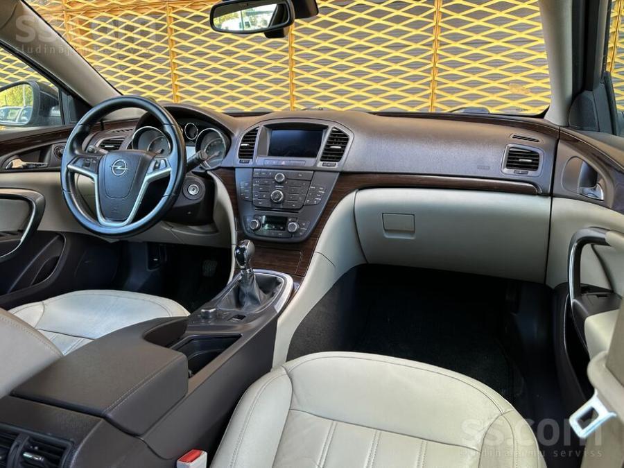 Melns Opel Insignia 2012 Ogre, ar dzinēja tilpumu 2.00 L un nobraukumu 197 tūkst. km par 5995 €, foto 17 vietnē AUTOMOTO.COM.LV