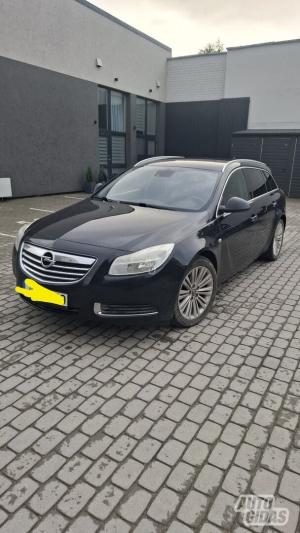 Opel Insignia 2012 Palanga vietnē Melns Opel Insignia 2012 Palanga, ar dzinēja tilpumu 2.00 L un nobraukumu 398 tūkst. km par 3100 €, foto 1 vietnē AUTOMOTO.COM.LV