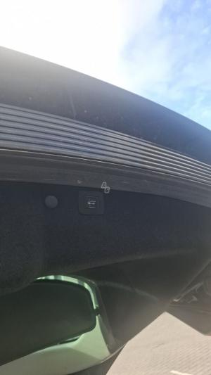 Melns Opel Insignia 2012 Palanga, ar dzinēja tilpumu 2.00 L un nobraukumu 398 tūkst. km par 3100 €, foto 8 vietnē AUTOMOTO.COM.LV