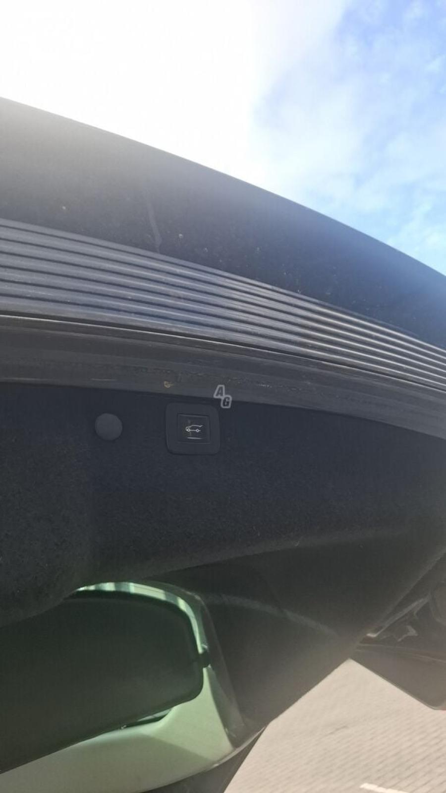 Melns Opel Insignia 2012 Palanga, ar dzinēja tilpumu 2.00 L un nobraukumu 398 tūkst. km par 3100 €, foto 8 vietnē AUTOMOTO.COM.LV