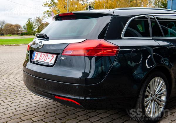 Опель Инсигния 2012 в Цесис на AUTOMOTO.COM.LV Черный Опель Инсигния 2012 в Цесис, объемом двигателя 2.00 л и пробегом 327 тыс. км за 3450 €, фото 11 на AUTOMOTO.COM.LV